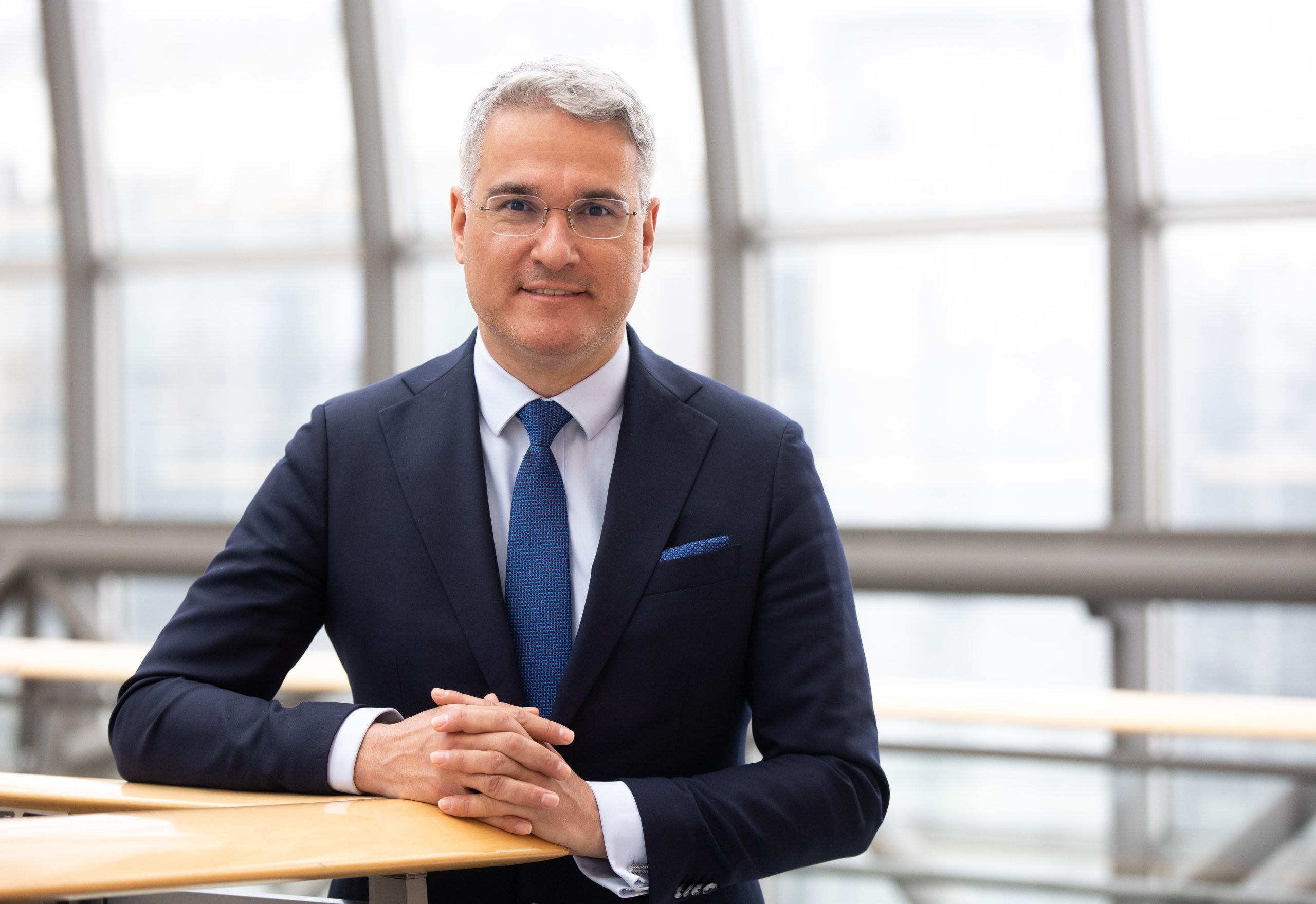 Dragoș Pîslaru - Europarlamentar, fost Ministru al Muncii